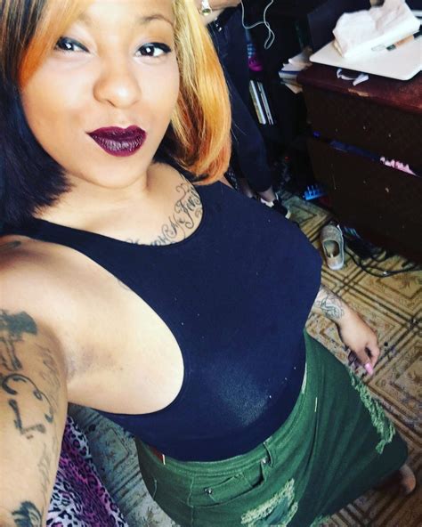 Beautiful Facebook Thot Shesfreaky