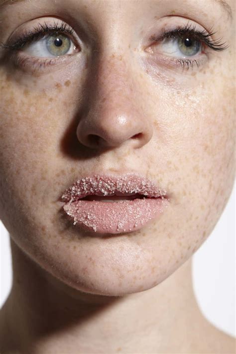 How To Avoid Chapped Lips This Winter — How To Be A Redhead Redhead