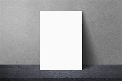 돌 연단 배경에  이미지 A4 용지 빈 프리미엄 사진