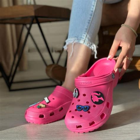 خرید و قیمت دمپایی زنانه کراکس زنانه جدید سایزبندی 37 تا 40 در رنگبندی