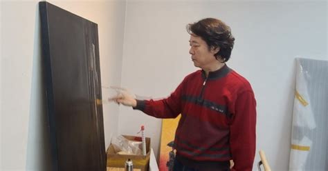 예·탐·인 서양화가 윤병학 다양한 서사 언어기호로 풀어내고 싶다