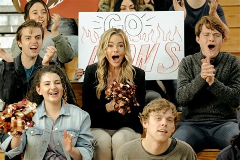 Denise Richards Talks Secret Life Of Cheerleaders Bold And The