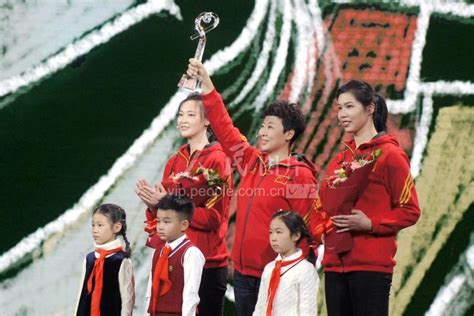 中国女排荣获感动中国2019年度人物 人民图片网