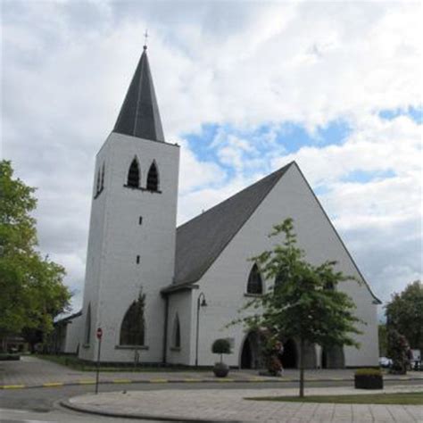 Snoeck Uitvaartzorg Rouwberichten Uitvaartcentrum Funerarium