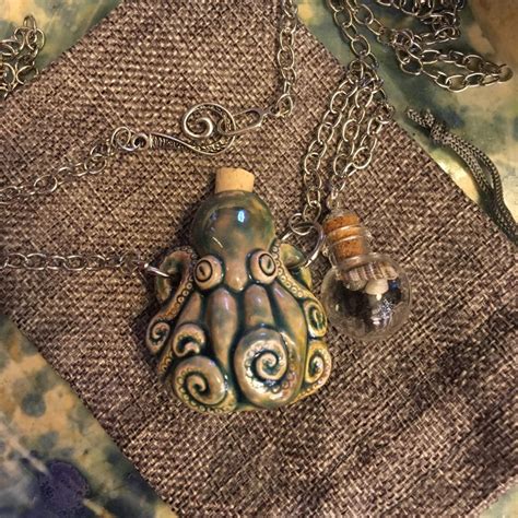 Cephalopod Pendant The Five Wits