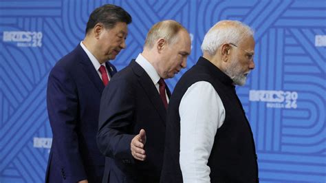 Narendra Modi And Xi Jinping Meet And Resolve A Border Row