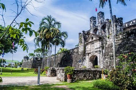 13 Historical Sites In The Philippines Every History Buff Must Visit