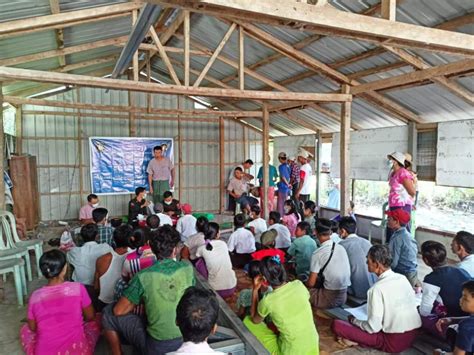 ကျိုက်လတ်မြို့နယ်ရှိ ကျေးရွာအုပ်စုများတွင် ပန်းခင်းစီမံချက်ဖြင့် နိုင်ငံသား စိစစ်ရေး ကတ်ပြား မရ