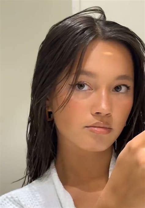 Lily Chee 08 10 2023 • Celebmafia