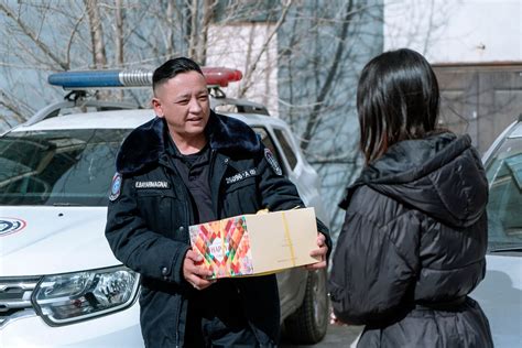 Үндэсний үйлдвэрлэгч “Жүр Үр” ХХК аас мөрдөстэй 100 эрчүүддээ өөрсдийн бүтээгдэхүүний дээжээр