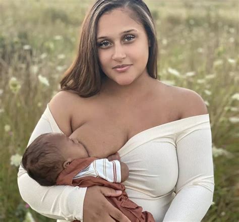 Breastfeeding Vlog Now