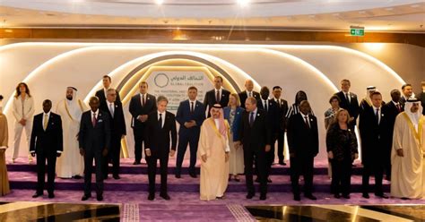 Gcc Us Vow To Work Jointly For Regional Stability Trends Mena