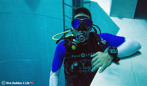 Finding Nemo Scuba Mask