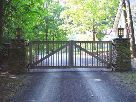 Driveway Gate Lights Rustic Style Front Gate Lighting Rustic