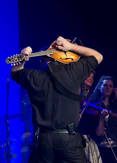 Tim Mandolin The Duttons