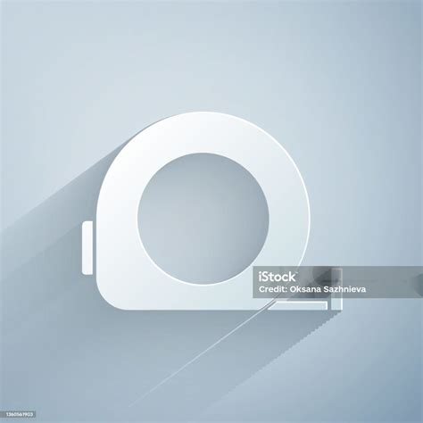 회색 배경에 격리 된 룰렛 구조 아이콘을 잘라 종이 테이프 측정 기호입니다 종이 아트 스타일 벡터 3차원 형태에 대한 스톡 벡터 아트 및 기타 이미지 Istock