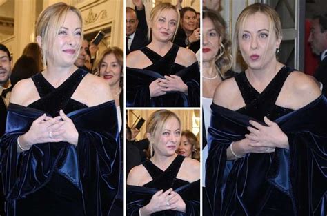 Giorgia Meloni A La Scala Vestito Armani Per La Prima