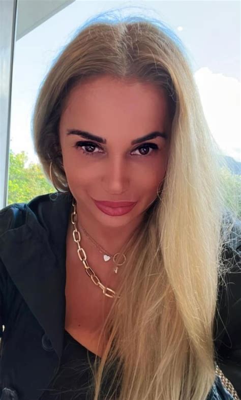 Nia Beridze On Linkedin ფსიქოთერაპევტი შენიფსიქოლოგი Healthcare Psychology Psychotherapy…