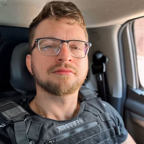 Dennis Rocha Dennisrocha • Threads Say More