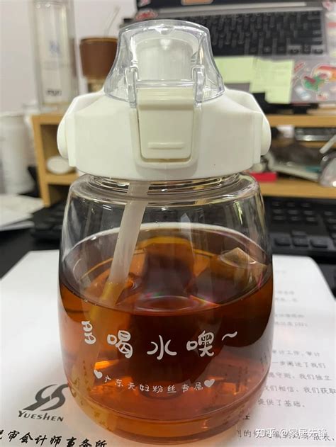 这4种杯子别装开水 小心热水变成毒水 快转告家人 知乎