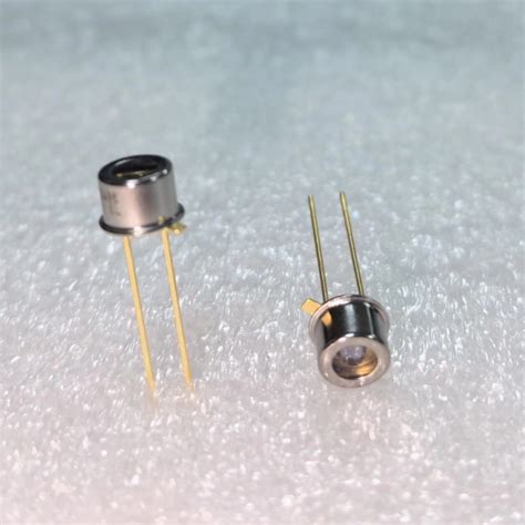 Si Photodiode S15289 33 Hamamatsu High Uv Resistant Back Illuminated Csp Structure 8900