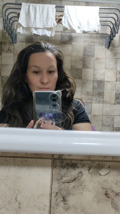 Моя деревенская парикмахерская Первый раз в своей жизни покрасила себе волосы