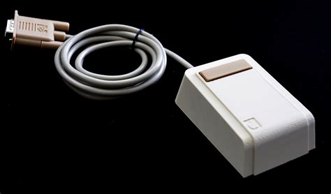 3d Printed Apple Lisa Mouse Recreation 8 Bit Stuff Cool Retro Computer 3d Gadgets And Geekery