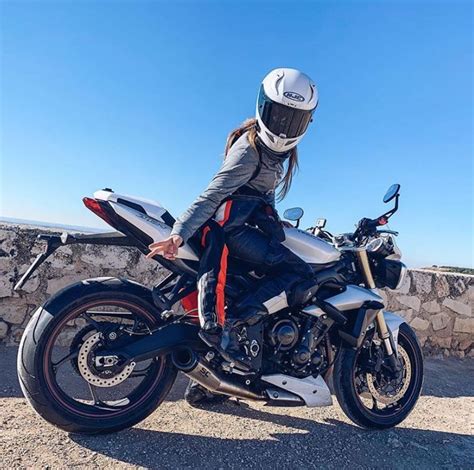 ボード「sexy Biker」のピン