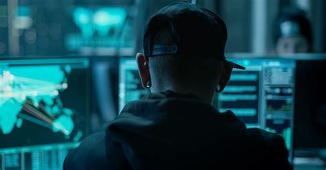 Cuánto Cobran Por Tarjetas De Crédito Criptomonedas Y Bases De Datos En La ‘dark Web Infobae