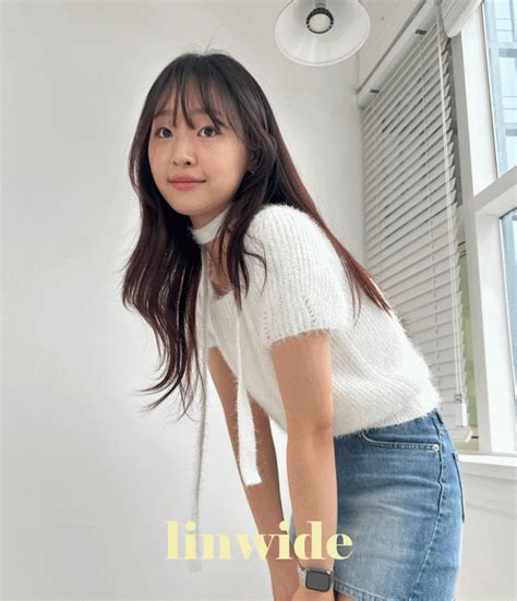 반팔니트 여리핏 데이트룩 스퀘어넥 타이 니트 에이블리