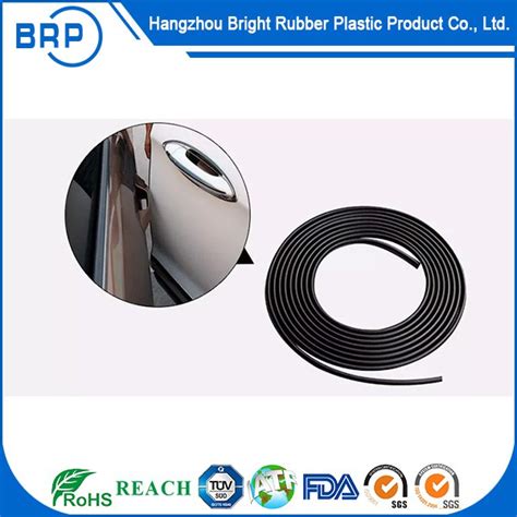 중국 맞춤형 자동차 도어 보호 Pvc 몰딩 에지 씰 스트립 트림 씰링 제조 업체 공급 업체 공장 중국산 밝은 고무 플라스틱