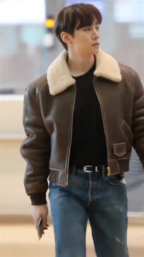 20231111 Manila Junho 팬 핸드폰 비디오에 헉 😱🔥 왕 부럽 🥹 나도 거기 있긴 했는디 🥹🤣 마닐라에 또 가고 싶다 😆 🎙️ride Up Junho 출처