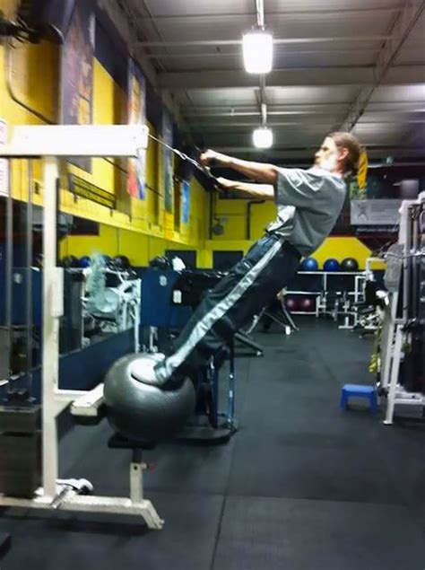 Times People Couldnt Believe Their Eyes At The Gym Bored Panda