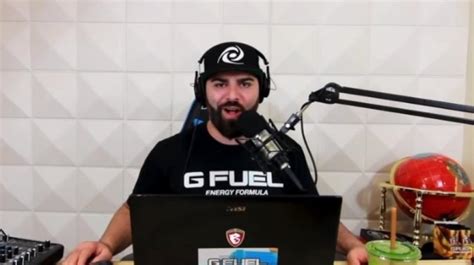 Famous People Who Cant Stand Pokimane