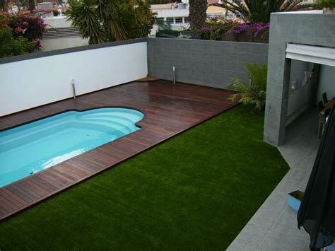 20 Jardines Con Pasto Sintético Que Te Van A Encantar Homify