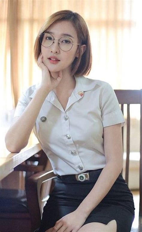 ปกพนโดย キャンティクラシコ ใน Office Lady นางแบบ เพศหญง กระโปรงสน