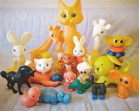 Пластиковые игрушки нашего детства!