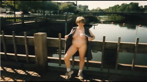 Trash Bin Sideshow Eporner