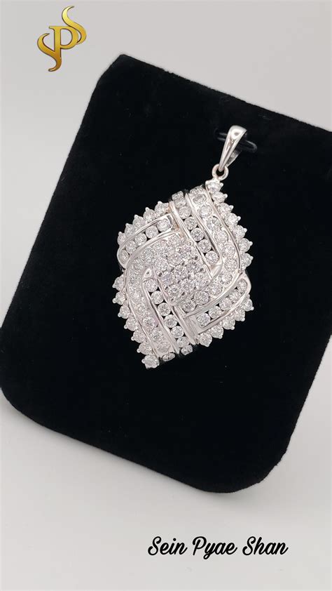 Sein ရင်သပ်ရှုမောဖွယ်ရာ ခမ်းနားထည်ဝါတဲ့ စိန်ဆွဲသီးကြီးကို မိတ်ဆက်ပေးပ