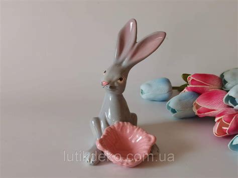 Керамічна статуетка Кролик з тарілочкою сірий 15 см продажа цена в Харькове Киеве Львове