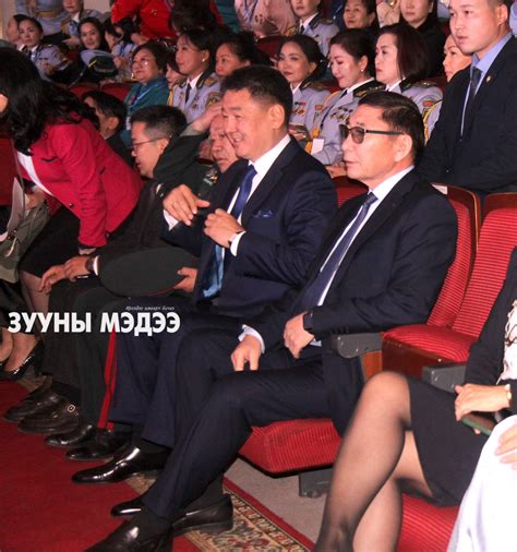 Фото Ерөнхийлөгчийн ивээл дор анх удаа Хилчин эмэгтэйчүүд ийн чуулга уулзалтыг зохион