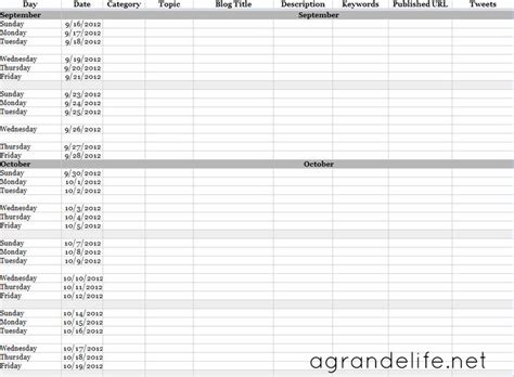 How To Make An Editorial Calendar Free Template Editorial Calendar Blog Titles Calendar