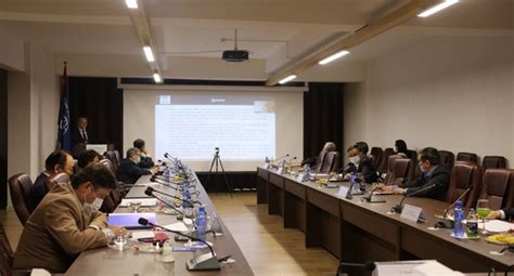 МОНГОЛ УЛСЫН ЭРДМИЙН ИХ СУРГУУЛИАС 2020 ОНЫ ОТГОН ДОКТОРУУД ТӨРӨН ГАРЛАА