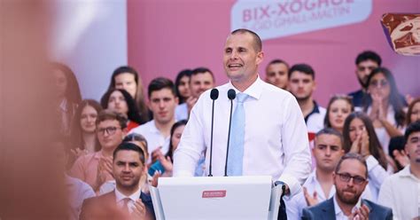 We Will Not Throw In The Towel Pm Vows After Court Ruling On Passport Scheme