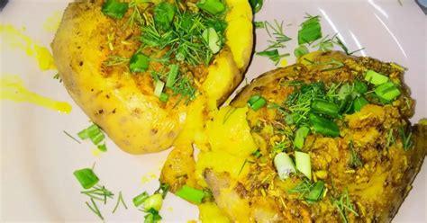 Картофель по деревенски в духовке с чесночным соусом рецепт с фото пошаговый от Ирина Мысина