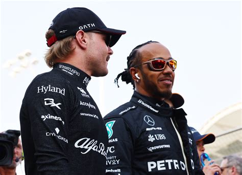 Valtteri Bottas Aconsejó A ‘checo Pérez Sobre Su Disputa Con Verstappen Infobae