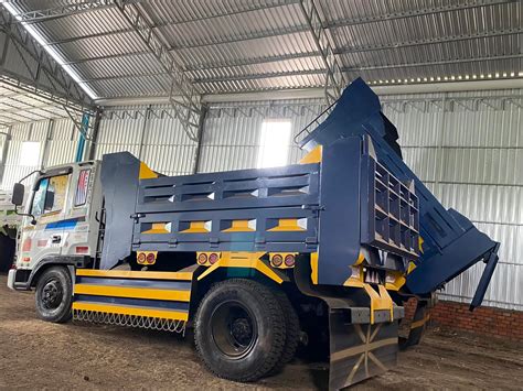 កូនខ្មែរលក់ឡានបែន Added A New Photo កូនខ្មែរលក់ឡានបែន