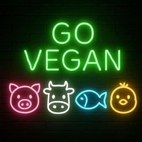 تاریخ و فرهنگ و هنر اخترکریمیزند با نام هنری دیانا متولد ۲ خرداد