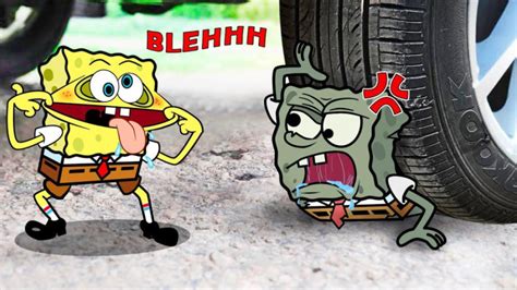 له کردن وسایل کیوت زیر چرخ ماشین تفریحی سرگرمی زامبی ها و باب اسفنجی