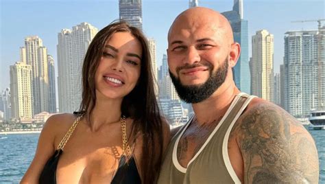 «Ինչպես նախկինում Օքսանա Սամոյլովան ընտանեկան լուսանկար է հրապարակել Ջիգանի հետ Showbiz Am